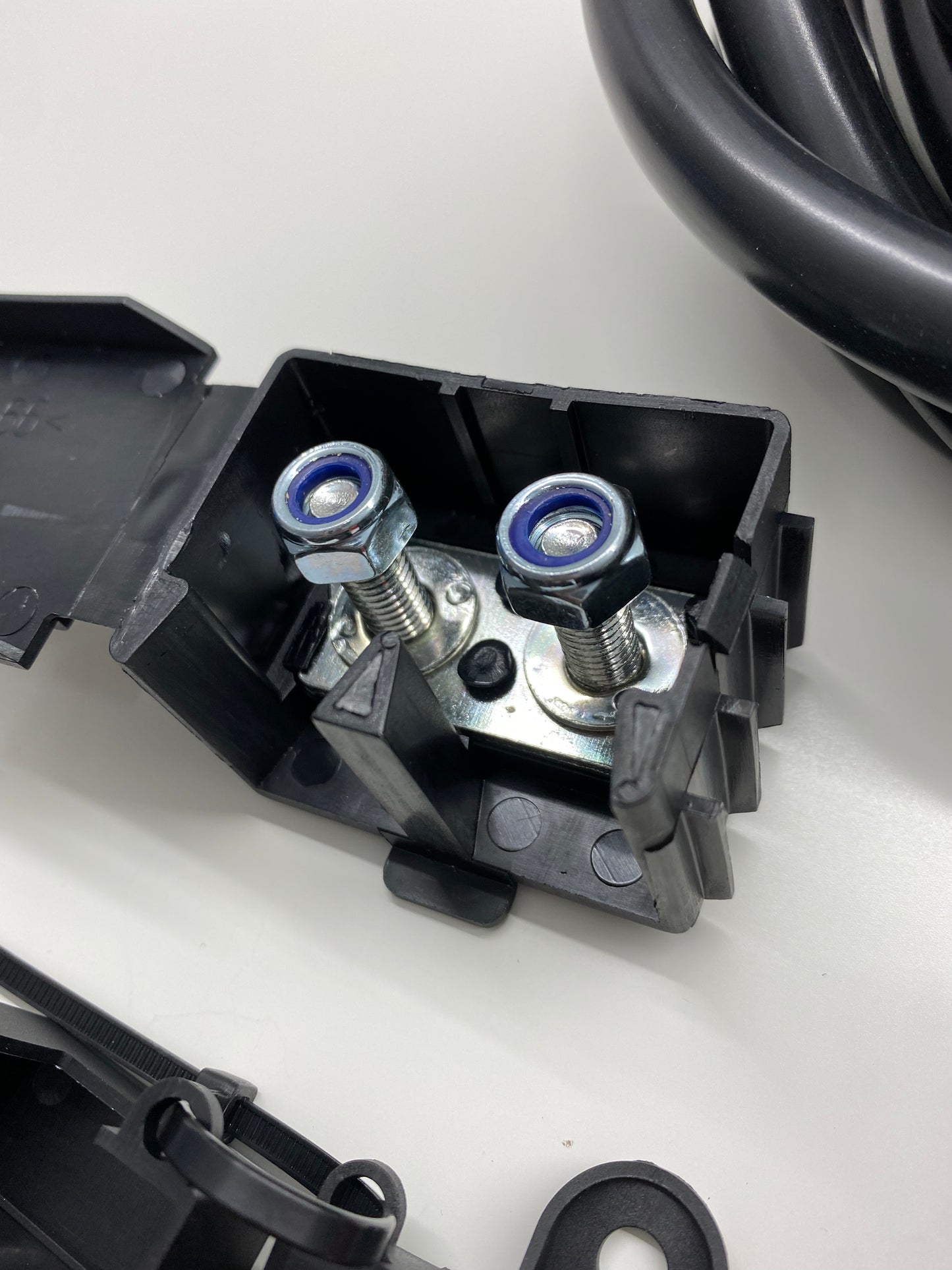 DIY Battery Relocation Kit 5M – DzRwire